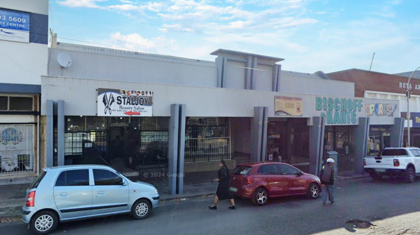 Prominent Retail Building with 7 Tenants Bethlehem Free State