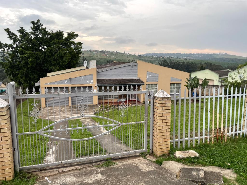 Fully Fenced House on Aloe Lane
