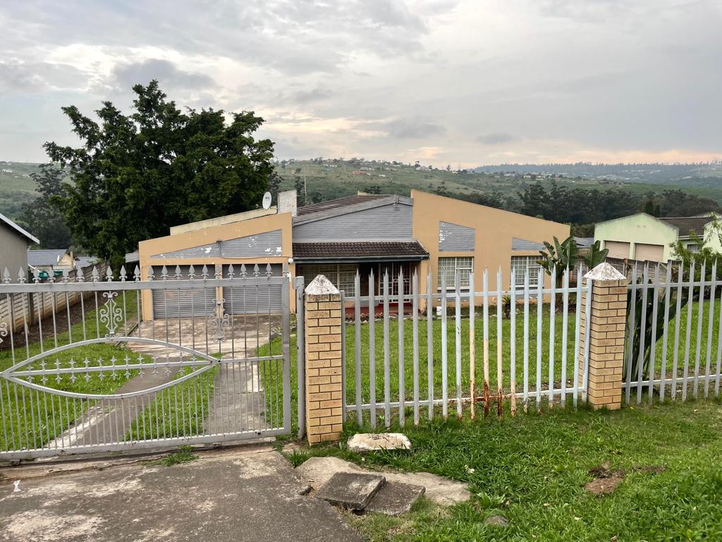 Fully Fenced House on Aloe Lane