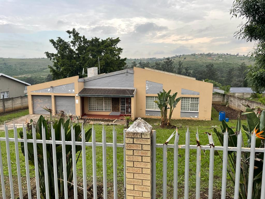Fully Fenced House on Aloe Lane
