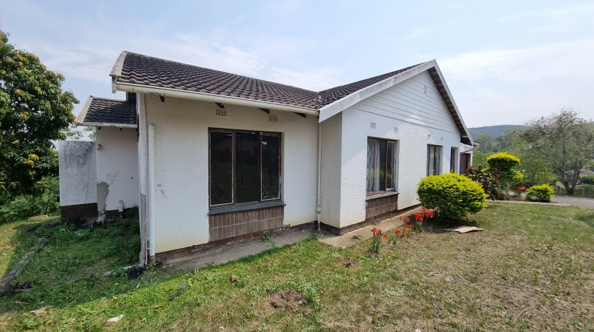 3 Bedroom Home with 2 Bathrooms in Mandini
