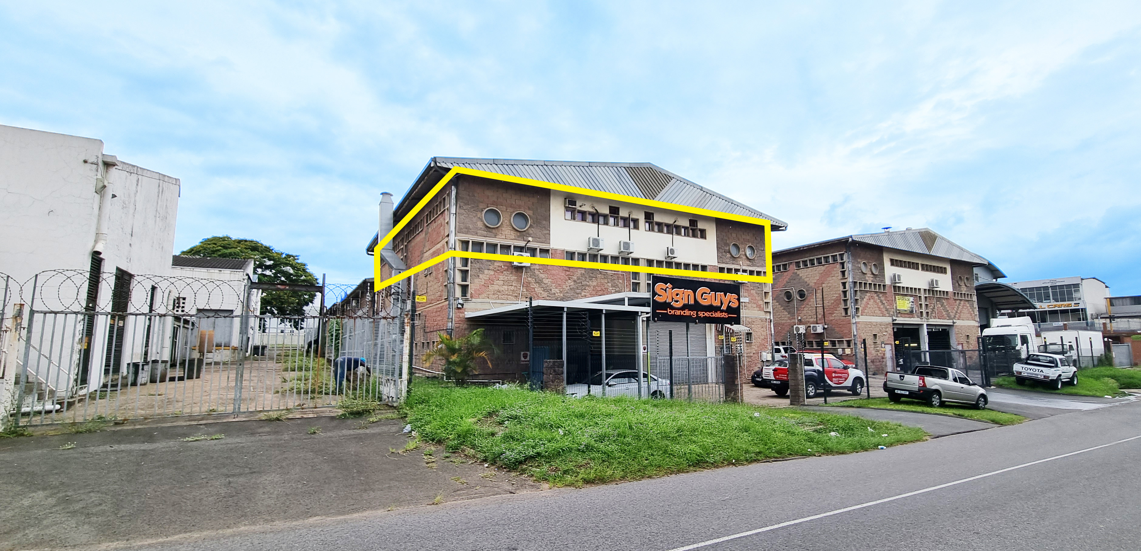 Mini Factory within Secure Industrial Park